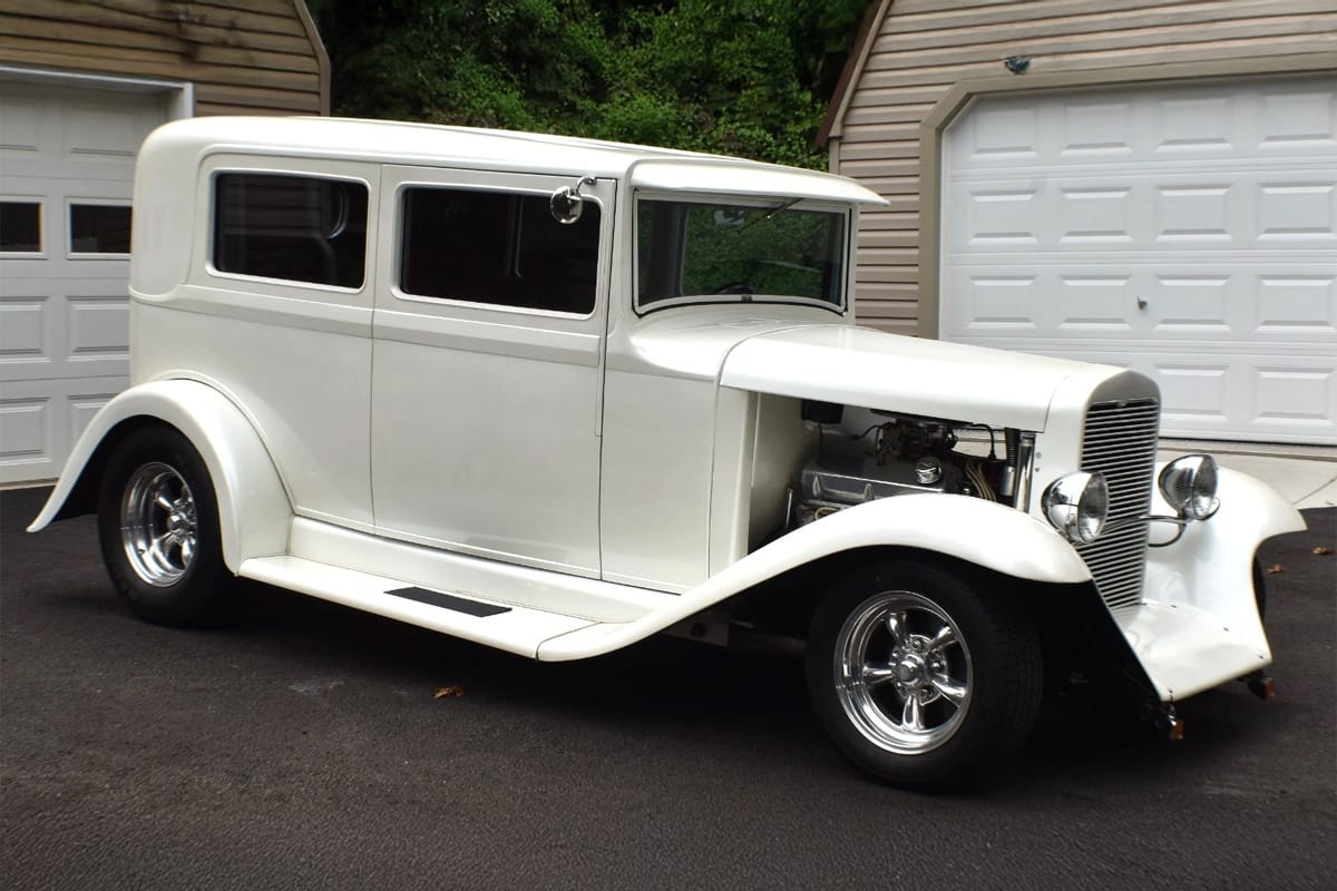 1930 Hudson Sedan Street Rod Ford V8 Steel body - Kurzmann's Auto Brokerage